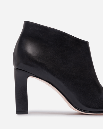 Shop All Women’s Shoes & Sandals Online | Bernardo 1946